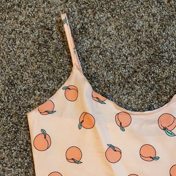 SHEIN | Tops | New Never Worn Peach Print Crop Top | Poshmark